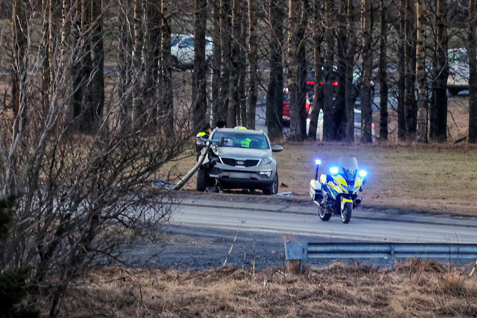 Video: Multiple police cars pursued a driver - Iceland Monitor